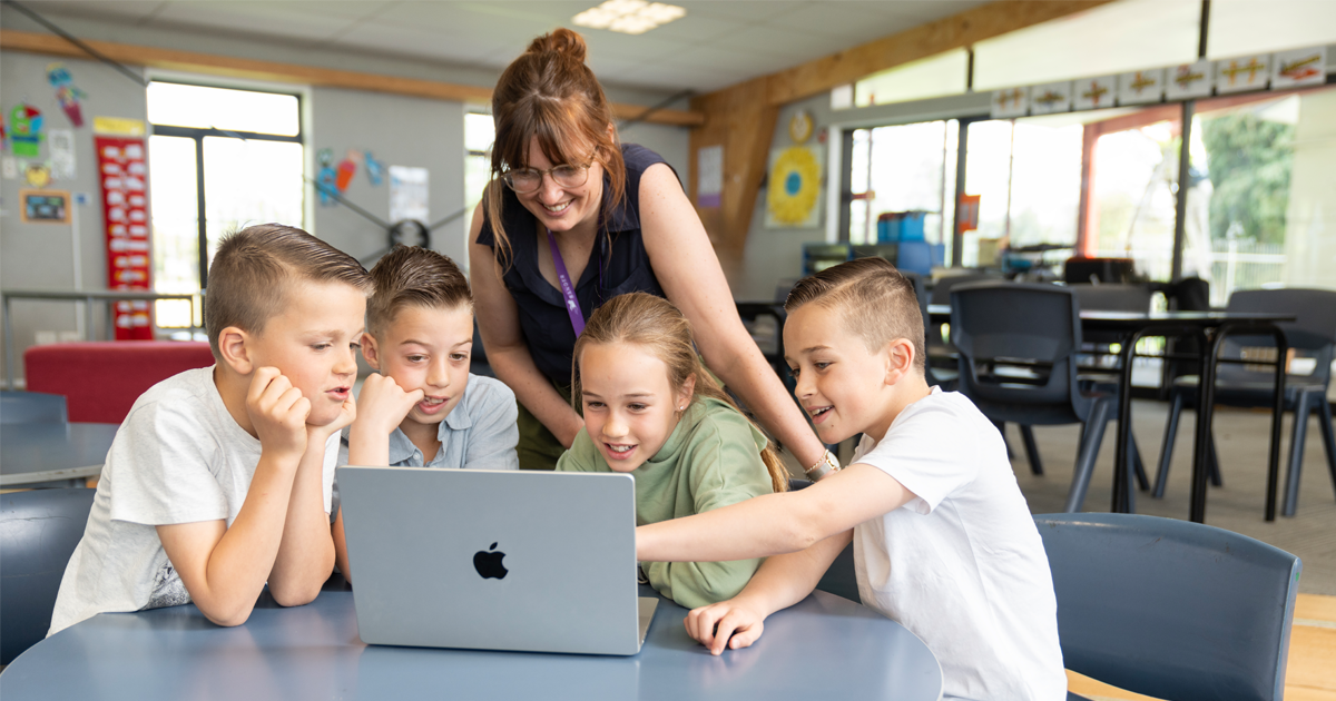Get your students learning with Banqer & be in to win $1,000!