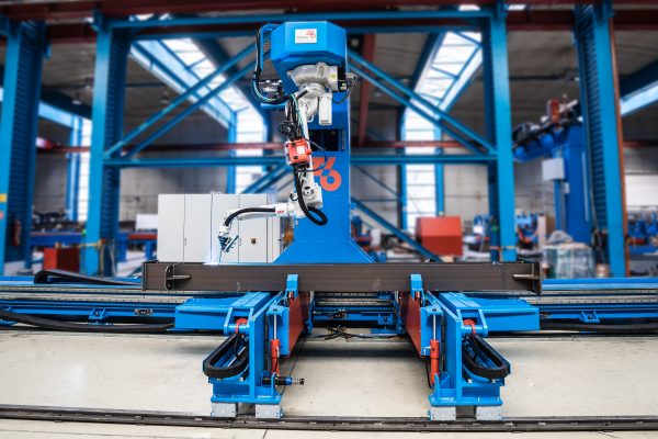 ZEMAN Steel Beam Assemblers - Lincoln Electric Asia Pacific