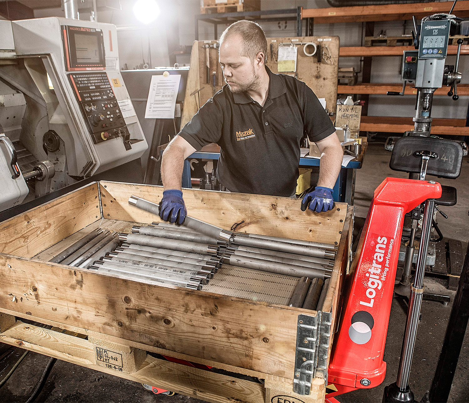 Ergonomic pallet handling